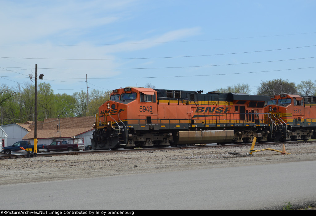 BNSF 5948